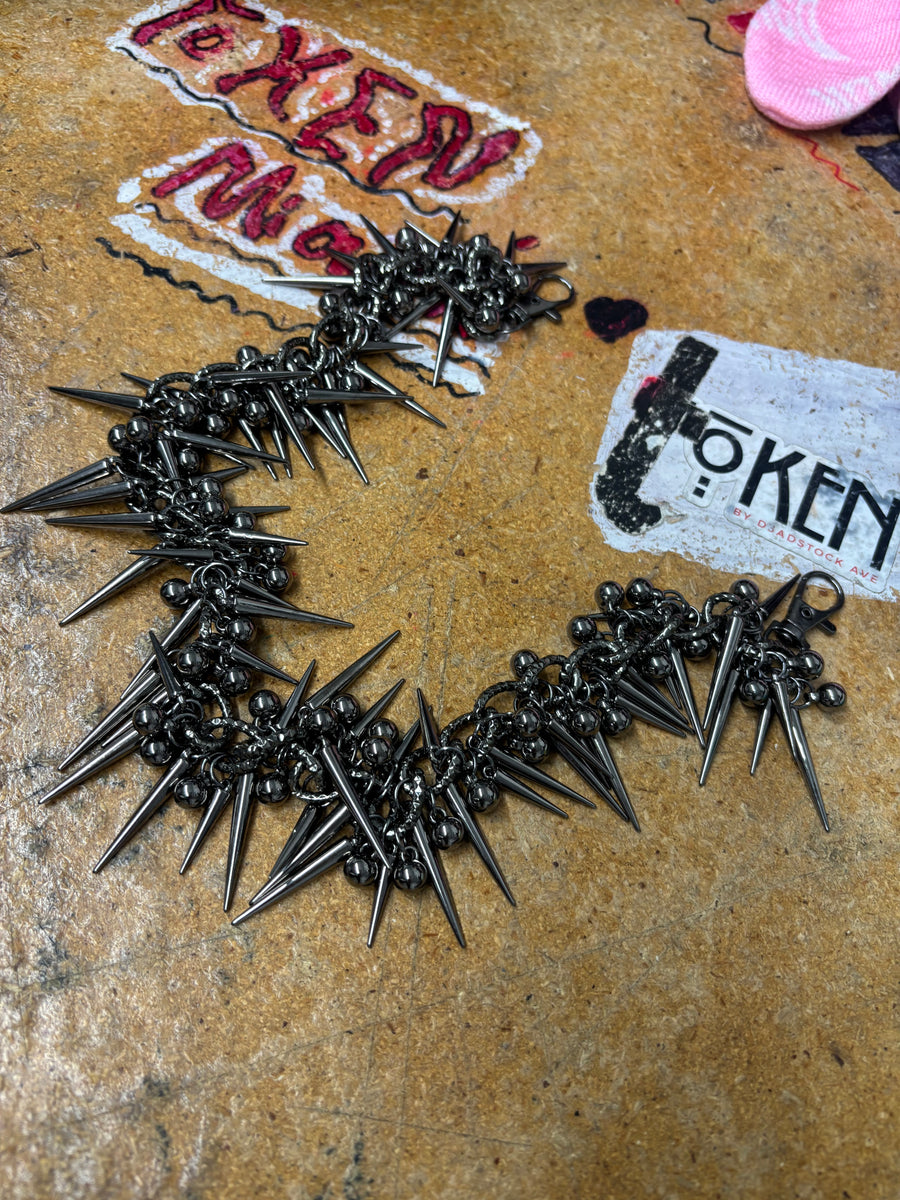Silver Spikey Beaded Wallet Chain – Token Miami