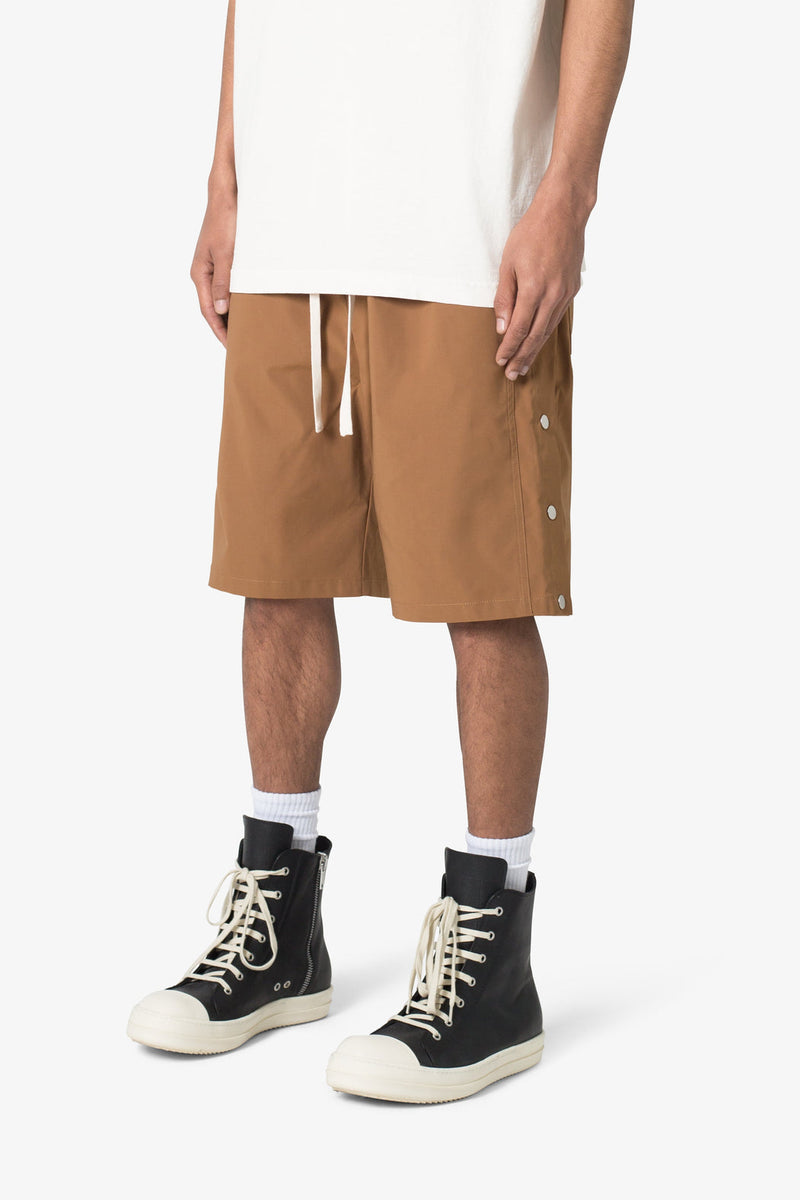 SIDE SNAP NYLON SHORTS BROWN – Token Miami